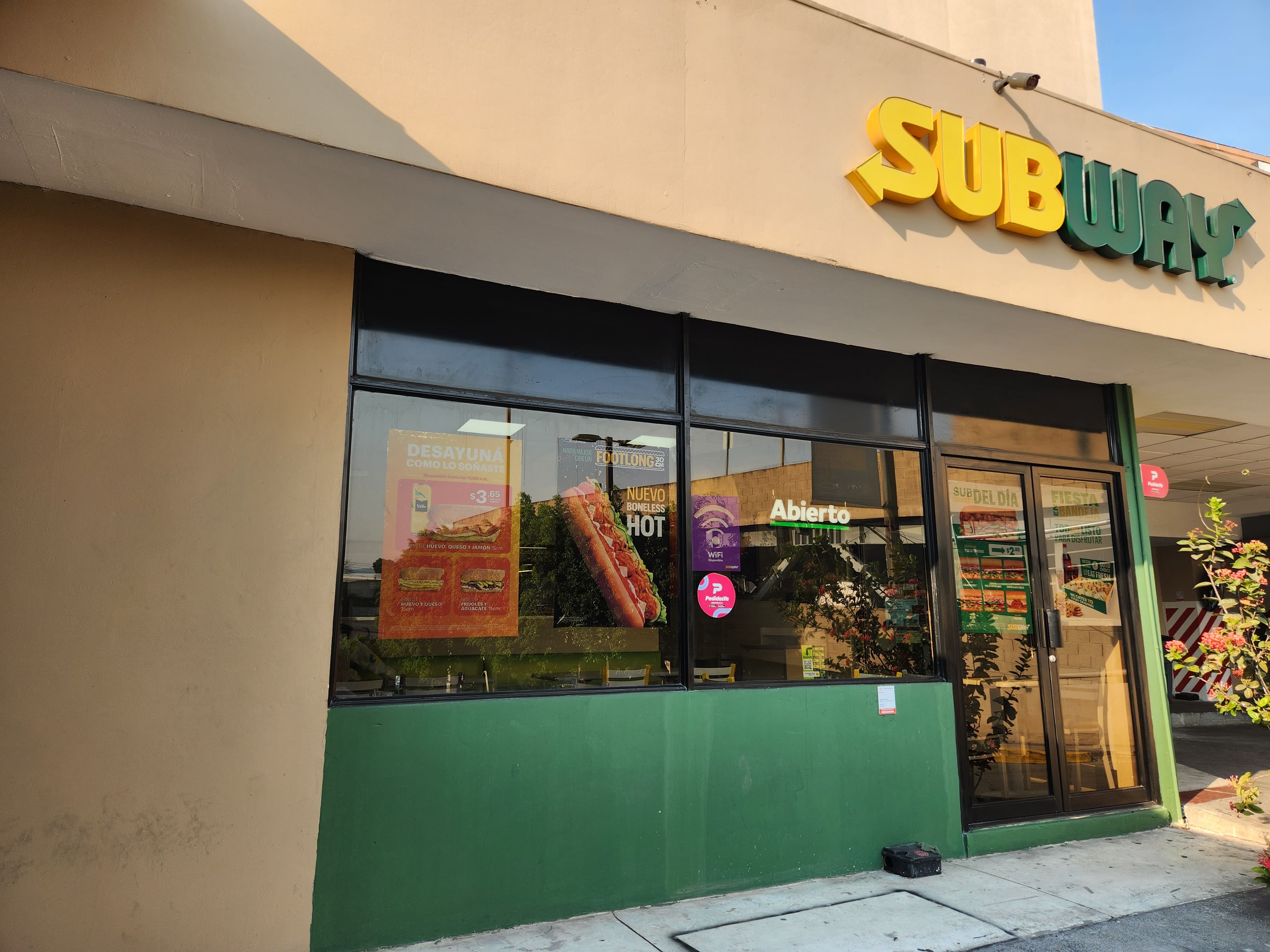 Subway Walmart Escalón - San Salvador (San Salvador) - Restaurante Fast ...