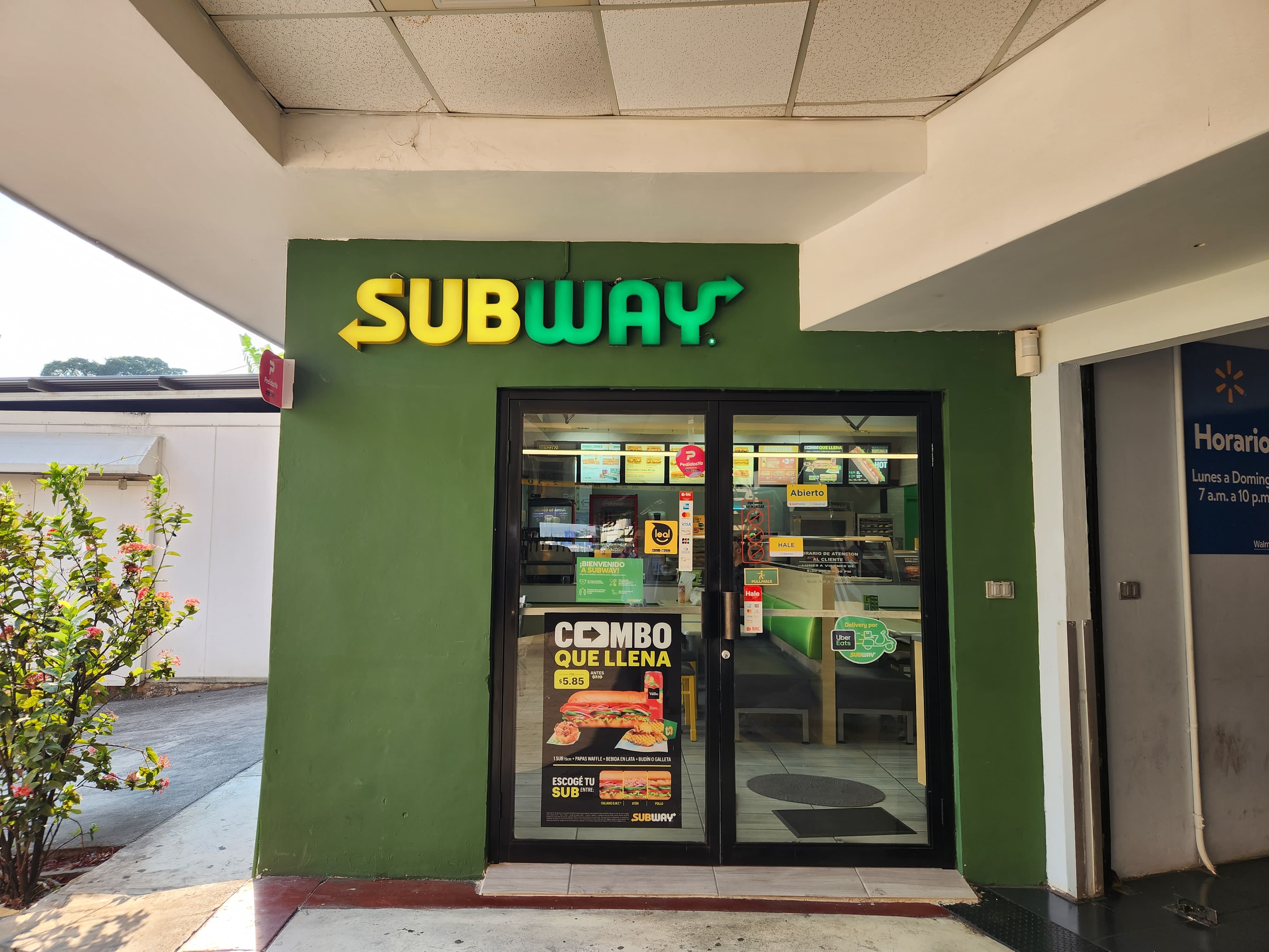 Subway Walmart Escalón - San Salvador (San Salvador) - Restaurante Fast ...